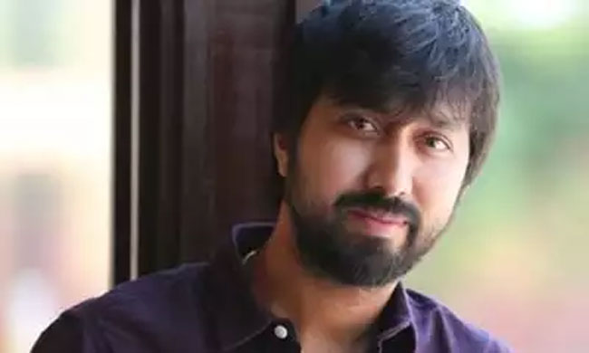 అన్న‌య్య‌కి ప్లాప్ ఇవ్వ‌కుండా త‌ప్పించుకున్న వేళ‌! | Chiranjeevi asked ...