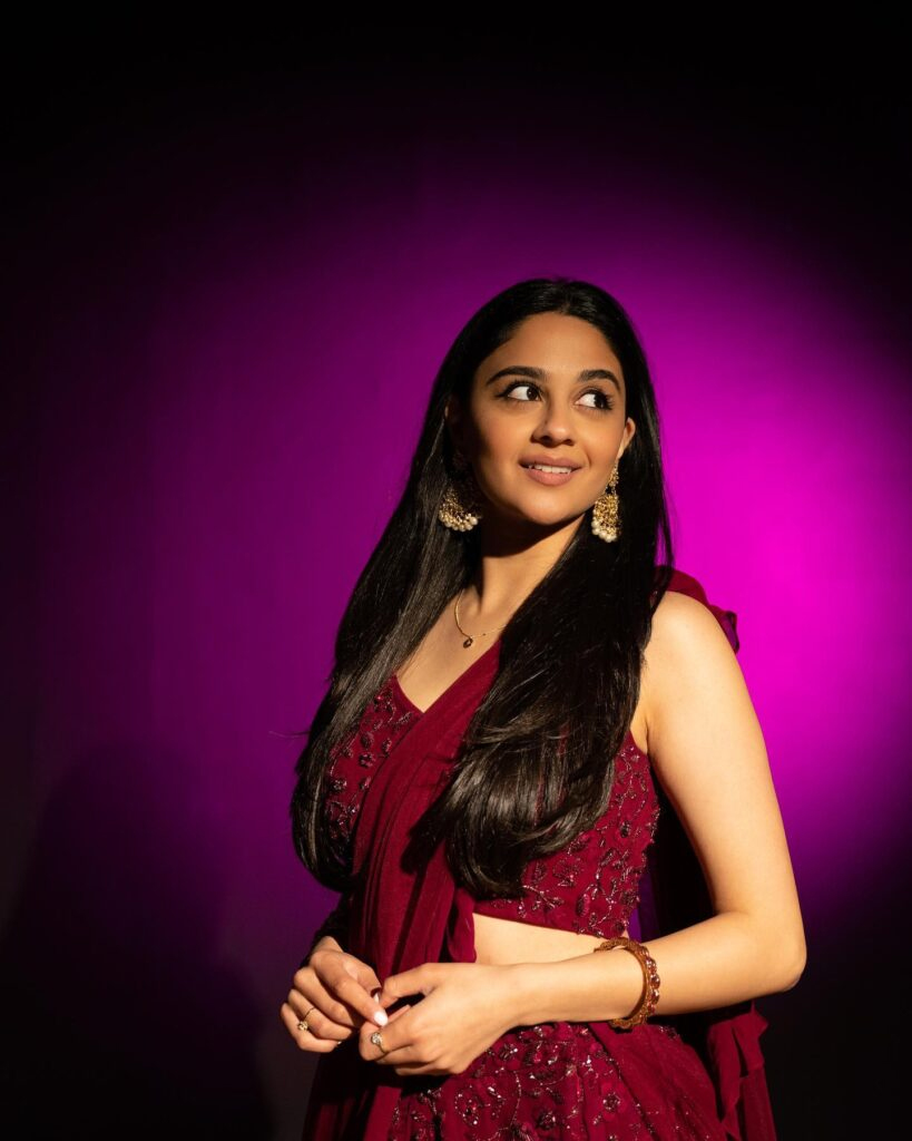 Prabhas-Hanu Raghavapudi's Next Film: Actress Imanvi's Pics Are a Must ...