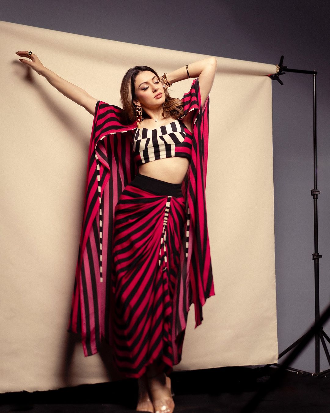 THESE Hansika Pics Are Fashion Inspiration in Every Way | THESE Hansika ...