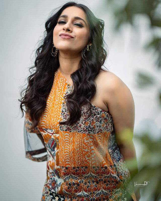 Rashmi Gautam s Look is All About Timeless Style | Rashmi Gautam s Look ...