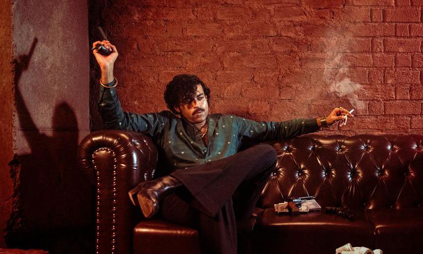 మట్కా తో ఇచ్చి పడేసిన వరుణ్ | Mega Prince Varun Tej New Poster From Matka