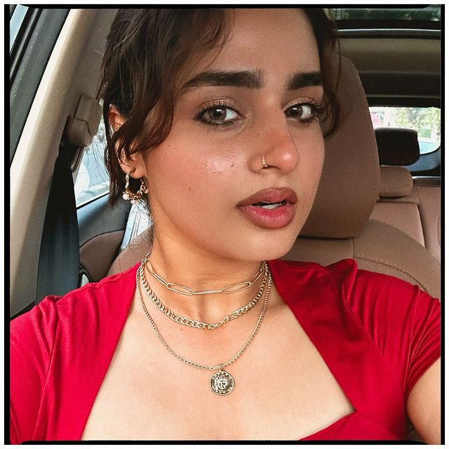 Ayesha Khan Redefines Love In Pics | Ayesha Khan Redefines Love In Pics