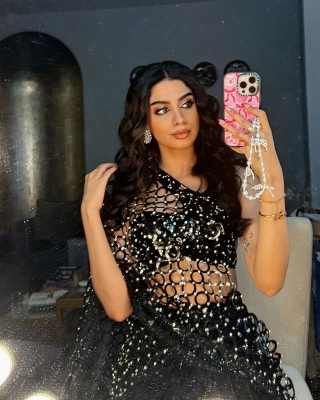 Khushi Kapoor's Adorable Look Has Fans Swooning | Khushi Kapoor's ...