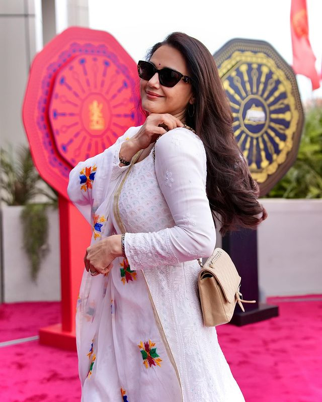 Preity Zinta Rocks Simple Look For IPL Mega Auction | Preity Zinta ...