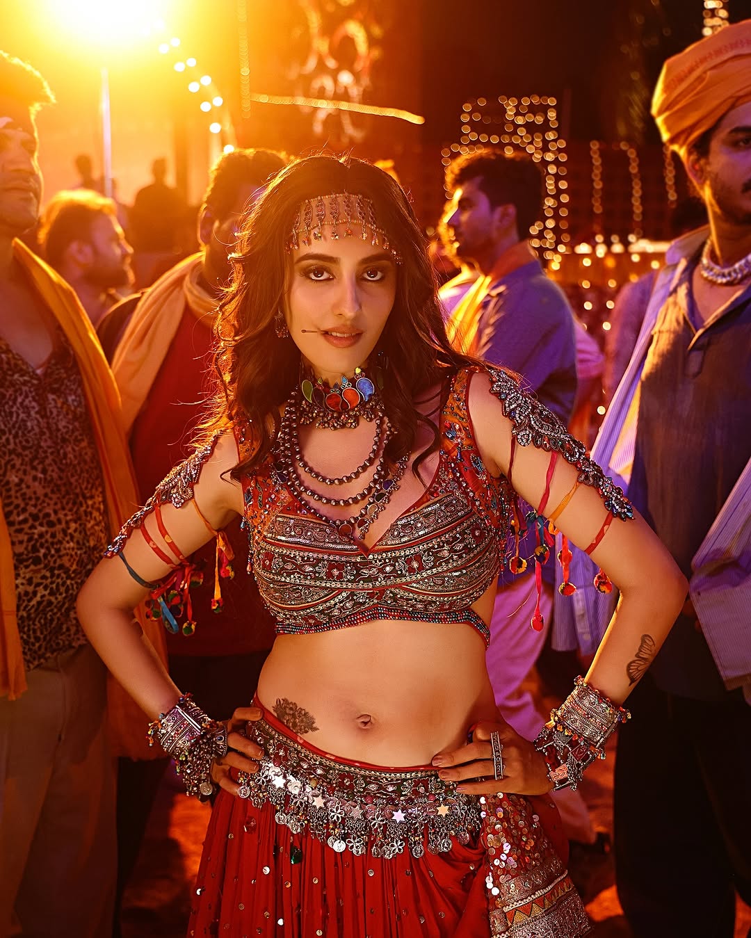 Simran Kaurs Pics Make Us Want To Delete Our Entire Closet Simran