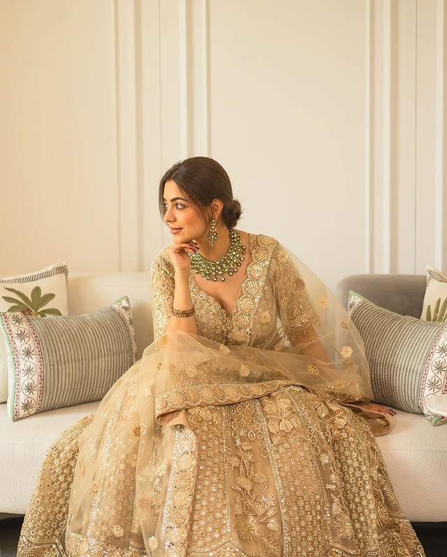 Nisha Agarwal's Latest Pics : Beauty in Blooms | Nisha Agarwal's Latest ...