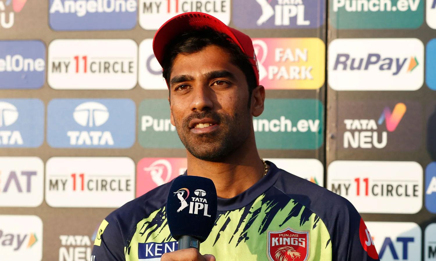 భల్లే.. భల్లే.. రేటు చెప్పకుండా ఆటగాడి రిటైన్.. పంజాబ్ బేరం అంటే అంతే ...