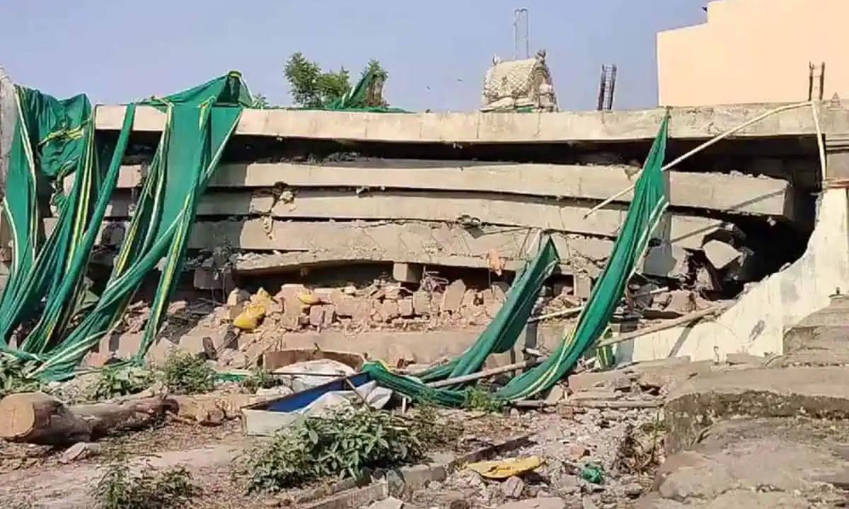 Tragic Building Collapse in Bhadrachalam Leaves Six Dead, Many Injured ...