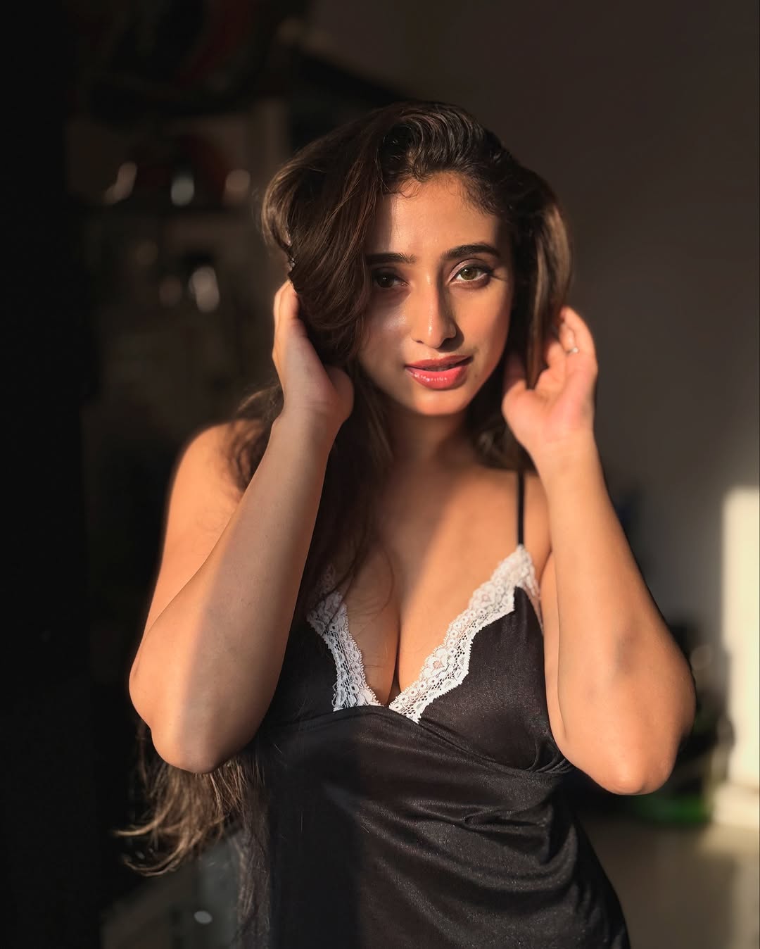 Kheyali Nath Timeless Beauty in White | Kheyali Nath Timeless Beauty in White