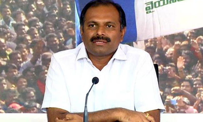 జగన్ హత్యకు కుట్ర అంటూ సన్నిహిత నేత ! | Gadikota Srikanth Reddy Allegations