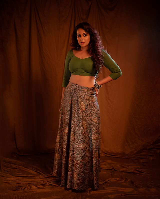 Chandini Tamilarasan looks graceful in new photos | Chandini Tamilarasan looks graceful in new ...