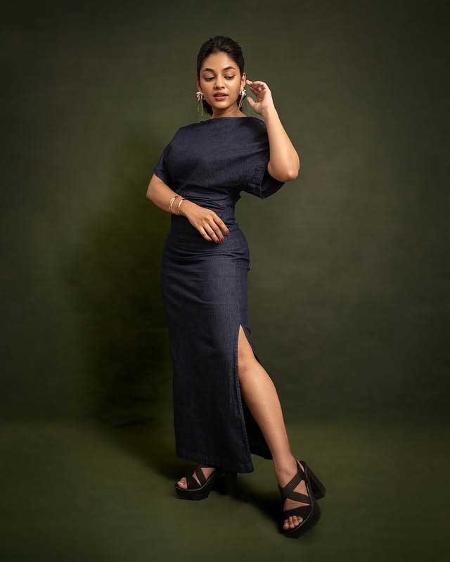 Ivana Looks Elegant in Her Latest Pictures