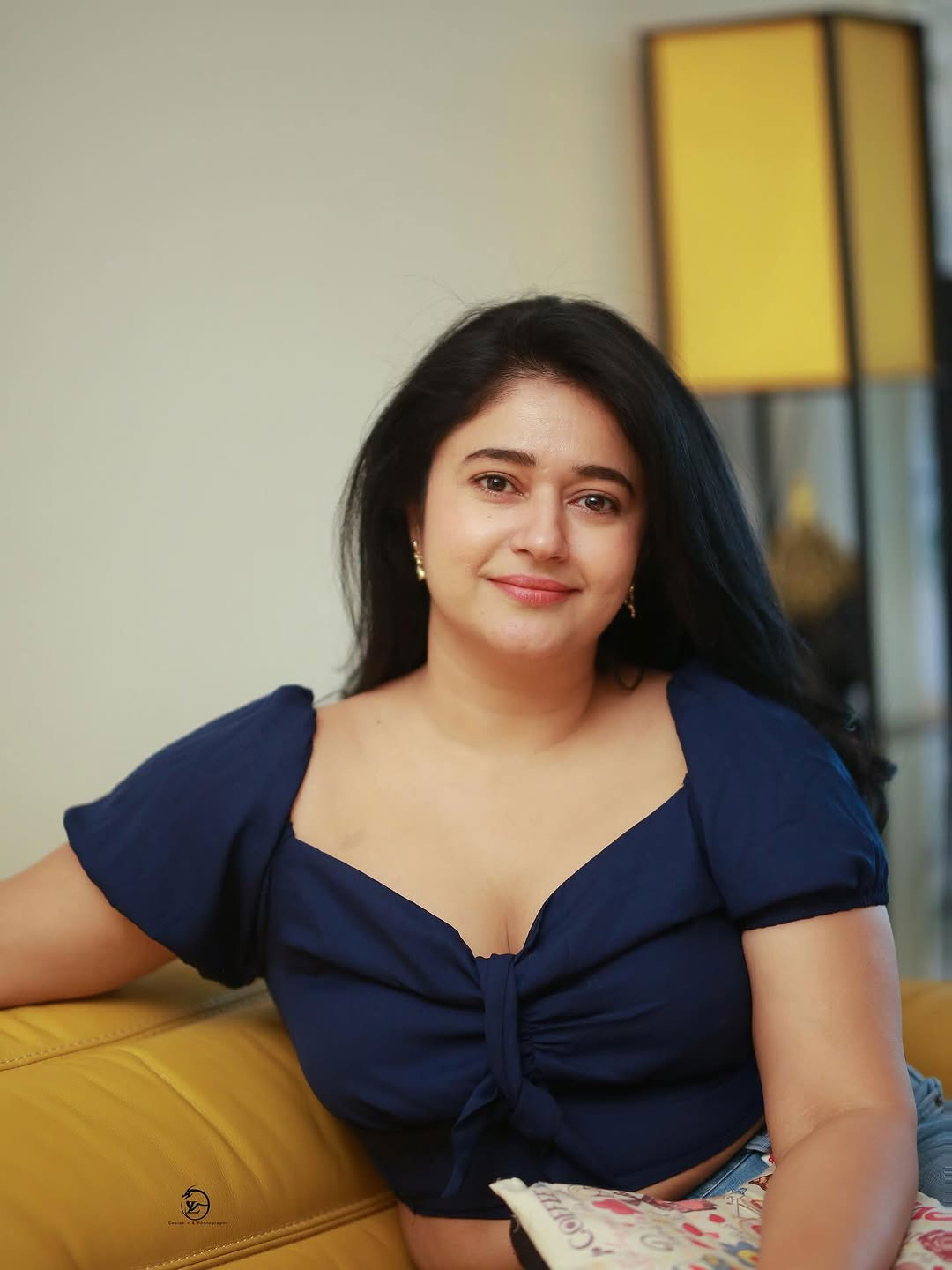 Poonam Bajwa Defines Classic Beauty in New Shoot | Poonam Bajwa Defines Classic Beauty in New Shoot