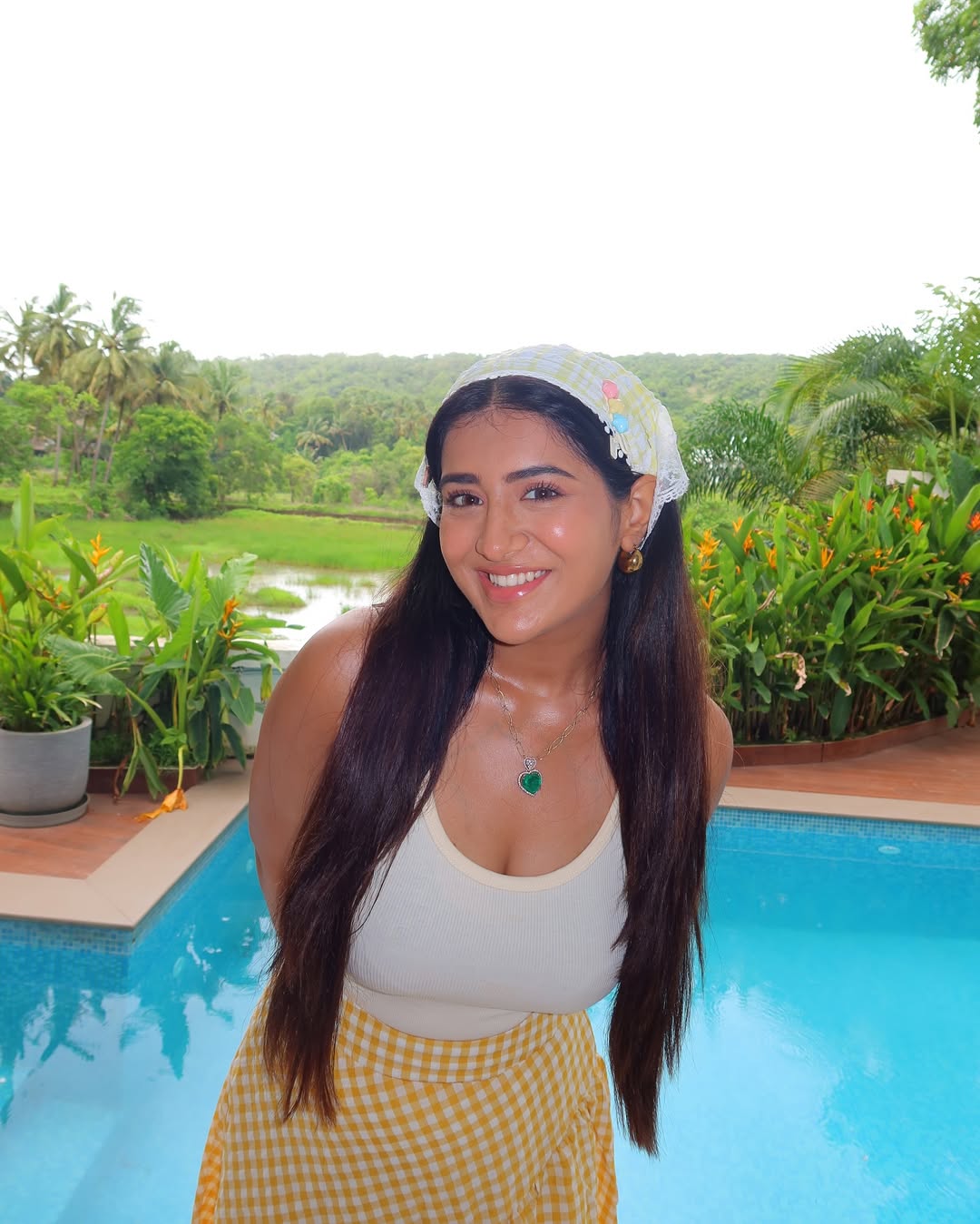 Rashi Singh Soaks in the Sunshine with a Yellow Skirt Vibe | Rashi ...