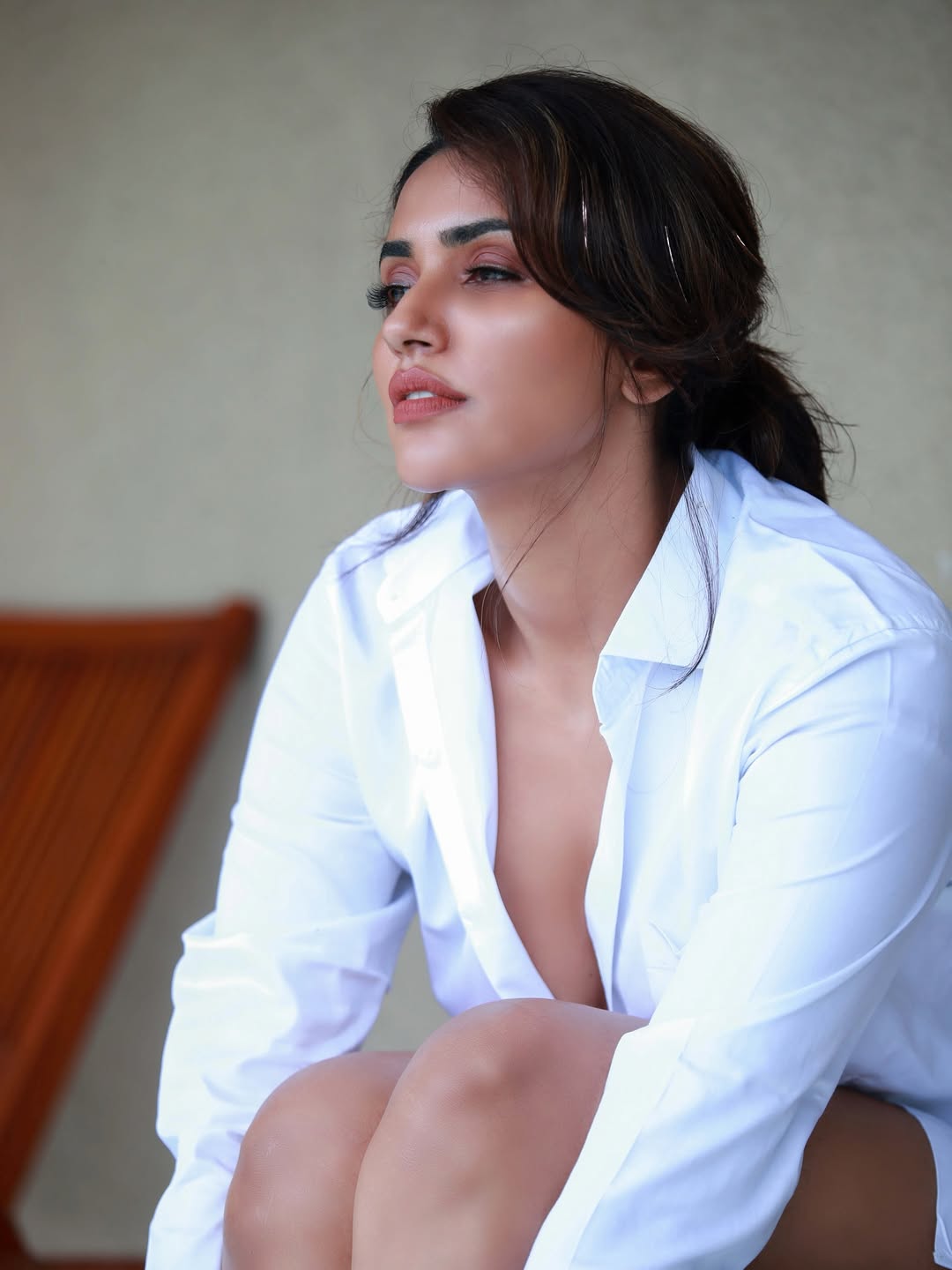 Akshara Gowda Drops a Bold Mood Bomb – Too Hot to Scroll Past | Akshara Gowda Drops a Bold Mood ...