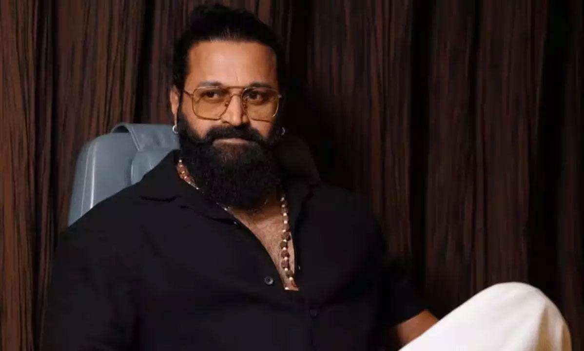 ఆ బ‌యోపిక్‌ లో రిష‌బ్ శెట్టి? హిస్టరీ రిపీటా? | Rishab Shetty to Play ...