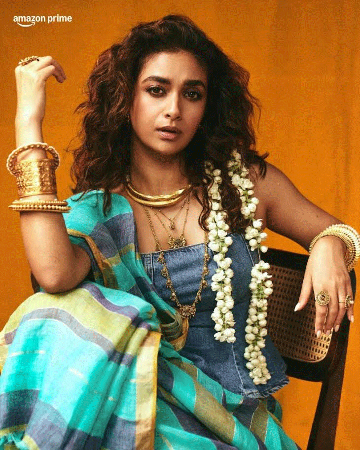 మల్లెపూల అందంతో కీర్తి కిర్రాక్ గ్లామర్ టచ్ | Keerthy Suresh’s Bold ...