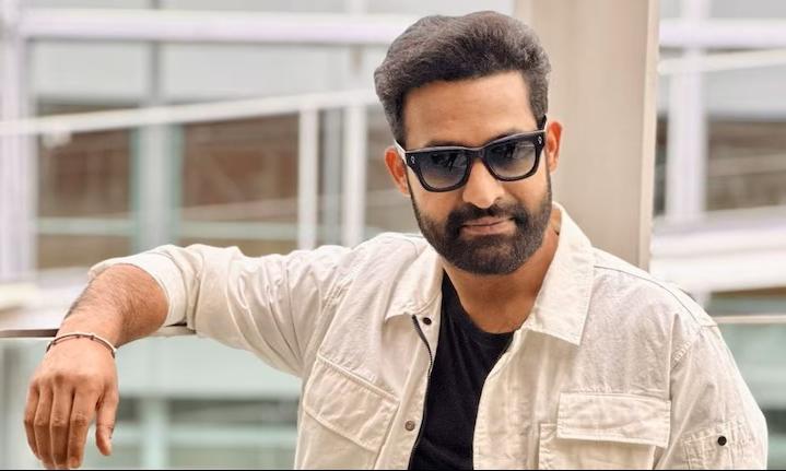 ఒకే ప్రొడక్షన్ లో ఎన్టీఆర్.. రెండు భారీ ప్రాజెక్ట్స్..? | Trivikram ...