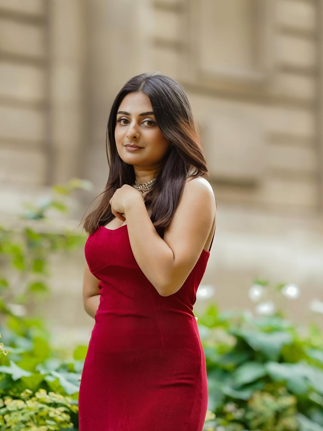 Drishyam actress Esther Anil dazzles in elegant red gown | Drishyam actress Esther Anil dazzles ...