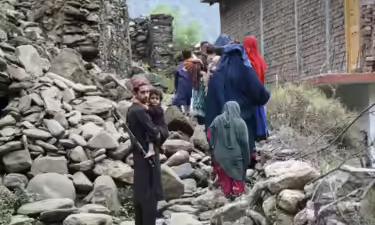 కొండచరియలు విరిగిపడి 1000 మందికి పైగా మృతి..అక్కడ పరిస్థితి ఎలా ఉందంటే ...