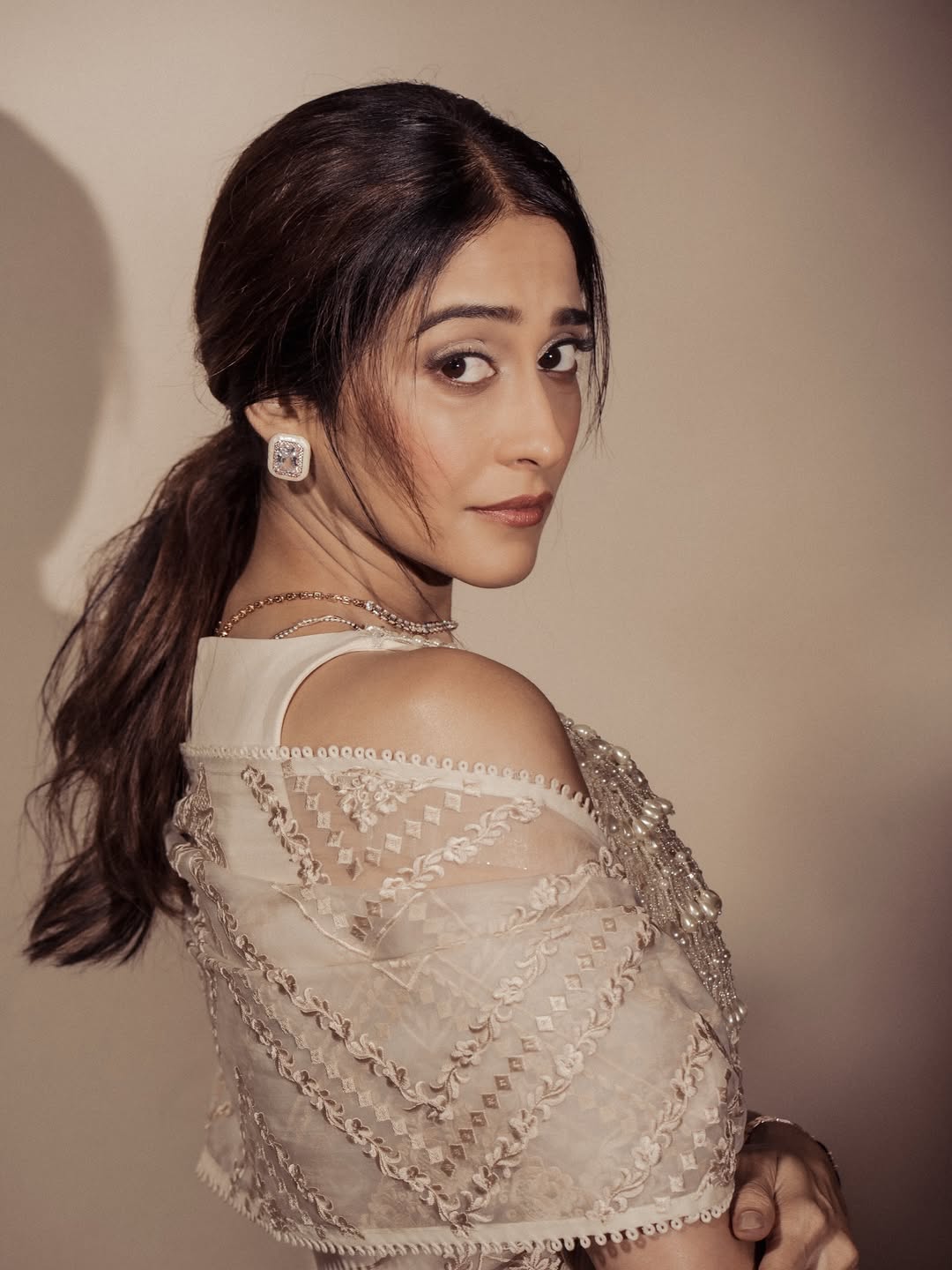 Regina Cassandra's Fashion Glow is Next Level Dazzling | Regina Cassandra’s Fashion Glow is Next ...