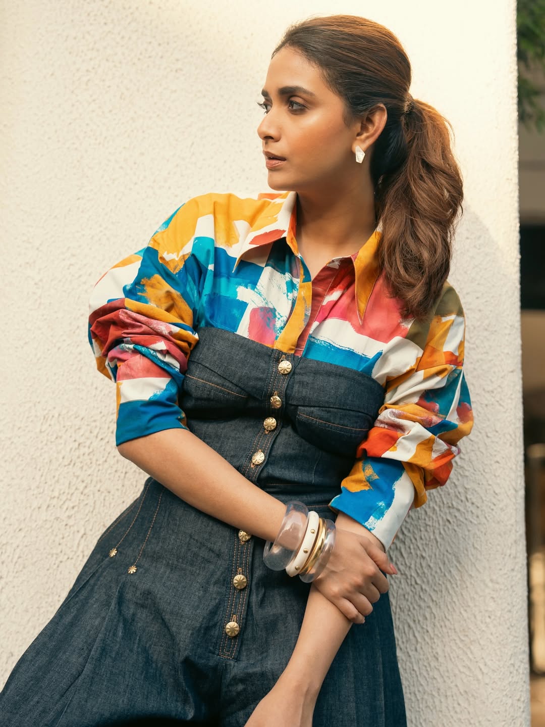Golden Hour Glow: Keerthy Suresh's Timeless Pose | Golden Hour Glow ...