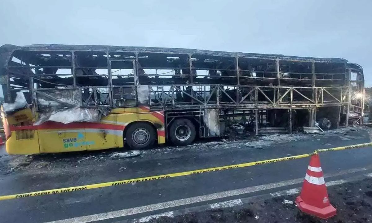 Police Crack Mystery: How Bus Fire Accident Happened? | Police Crack ...