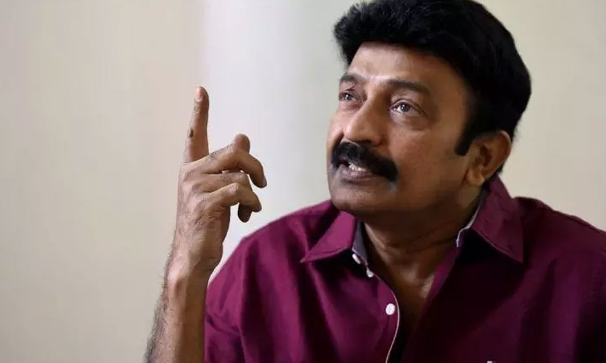 సీనియర్ స్టార్.. రిస్క్ అని తెలిసినా సరే..? | Rajasekhar Makes a ...