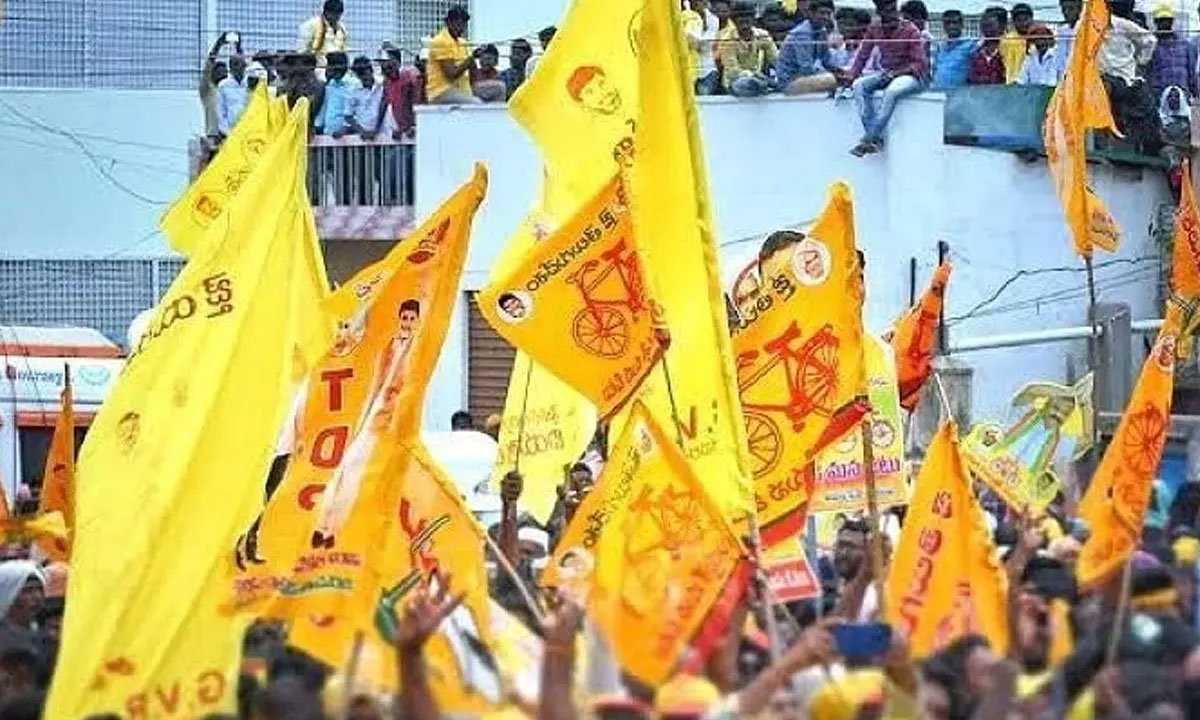 మహిళా మంత్రి పీఏపై లైంగిక వేధింపుల ఆరోపణలు.. టీడీపీకి వరుస దెబ్బలు ...