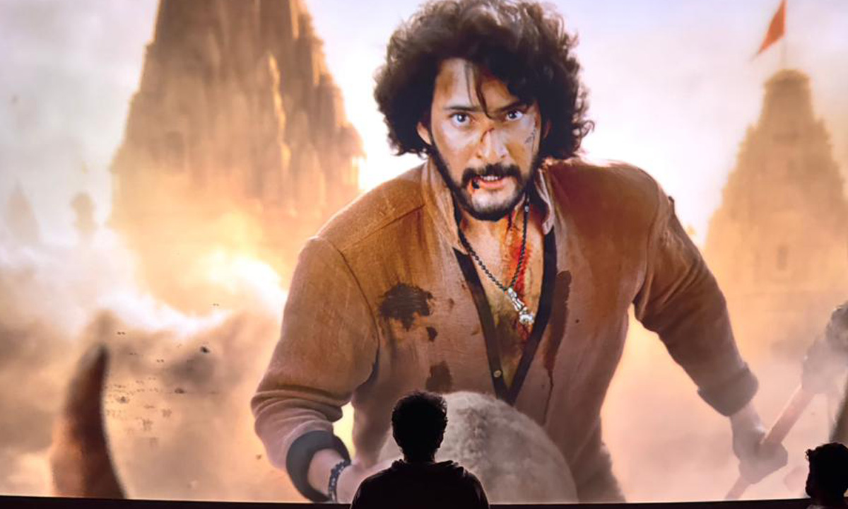 రాజమౌళి 'వారణాసి'.. మళ్లీ మళ్లీ చూసేలా ప్లాన్! | Rajamouli Watches ...