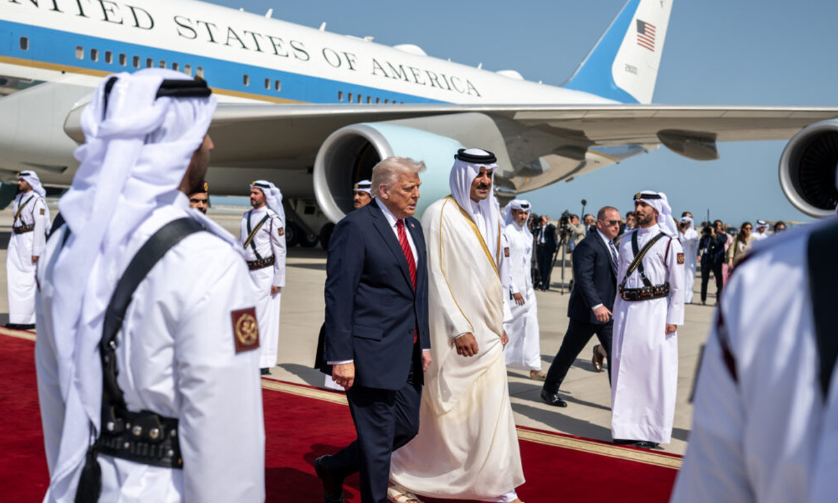 ట్రంపా...గిఫ్ట్ తో కొడితే సరి... | Qatar’s Royal Family to Gift Trump a ...