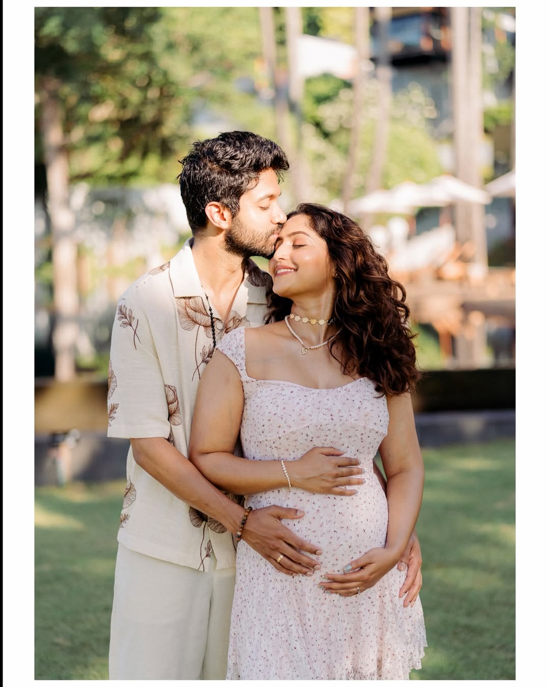 Star Actress Is Pregnant, Shares Happy News | Star Actress Is Pregnant ...