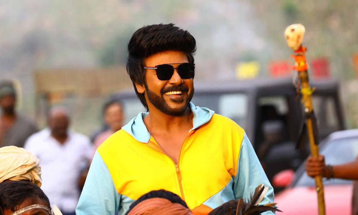 వాళ్లకోసం కథలు దాచి ఉంచాడట..! | Raghava Lawrence on movie with star actor