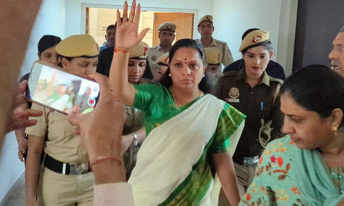 తీహార్ జైలుకు కల్వకుంట్ల కవిత.. ఎన్నిరోజులు కస్టడీ అంటే | No Relief ...