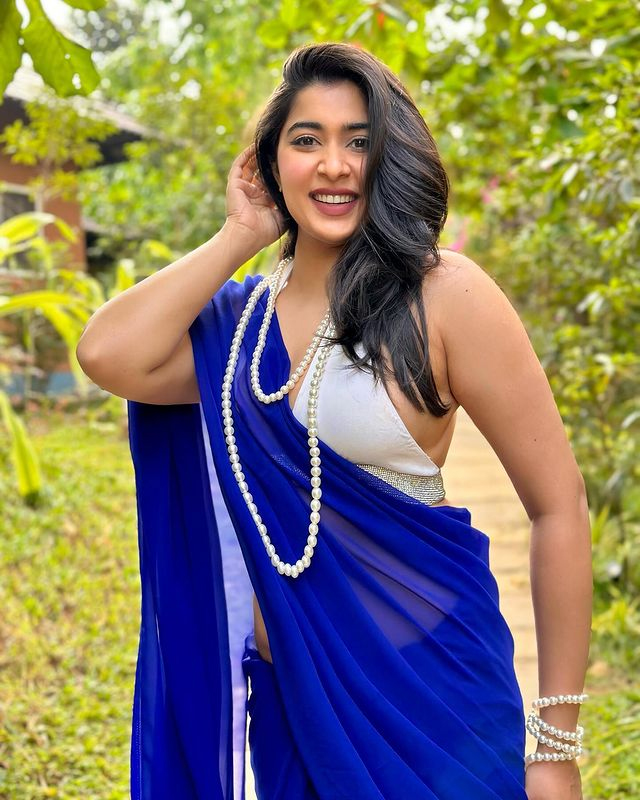 Nikita Sharma's Stunning Pictures in Blue Saree | Nikita Sharma's ...