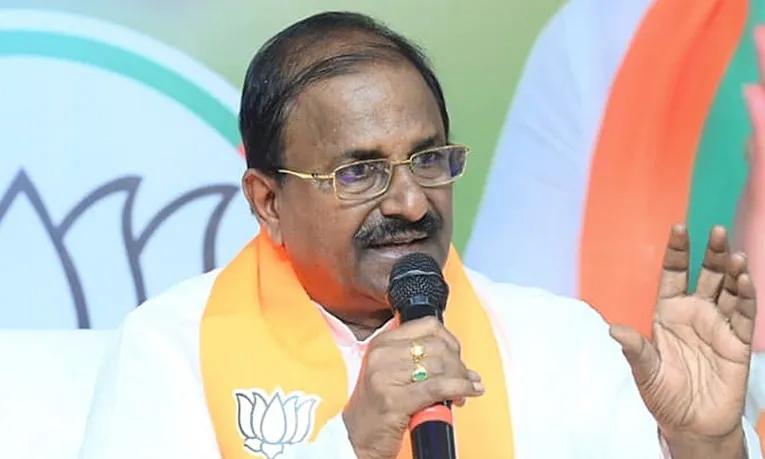 వీర్రాజు దూకుడు.. ప‌ద‌వి కోసం పాట్లు ..! | Changes in AP BJP Leadership: Somu Veerraju Emerges ...