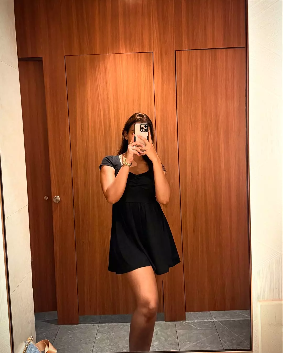 Rithvi Jagadeesh Wins The Style in Black Dress | Rithvi Jagadeesh Wins ...