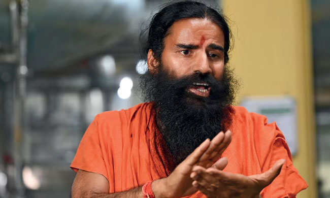 హార్డ్‌వేర్ ఫైన్.. సాఫ్ట్‌వేర్ ఫాల్ట్.. బాబా రాందేవ్ వ్యాఖ్య‌లు | Baba Ramdev on Shefali ...