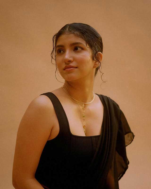 Meetha Raghunath Keeps It Natural and Fresh in Her Latest Pic