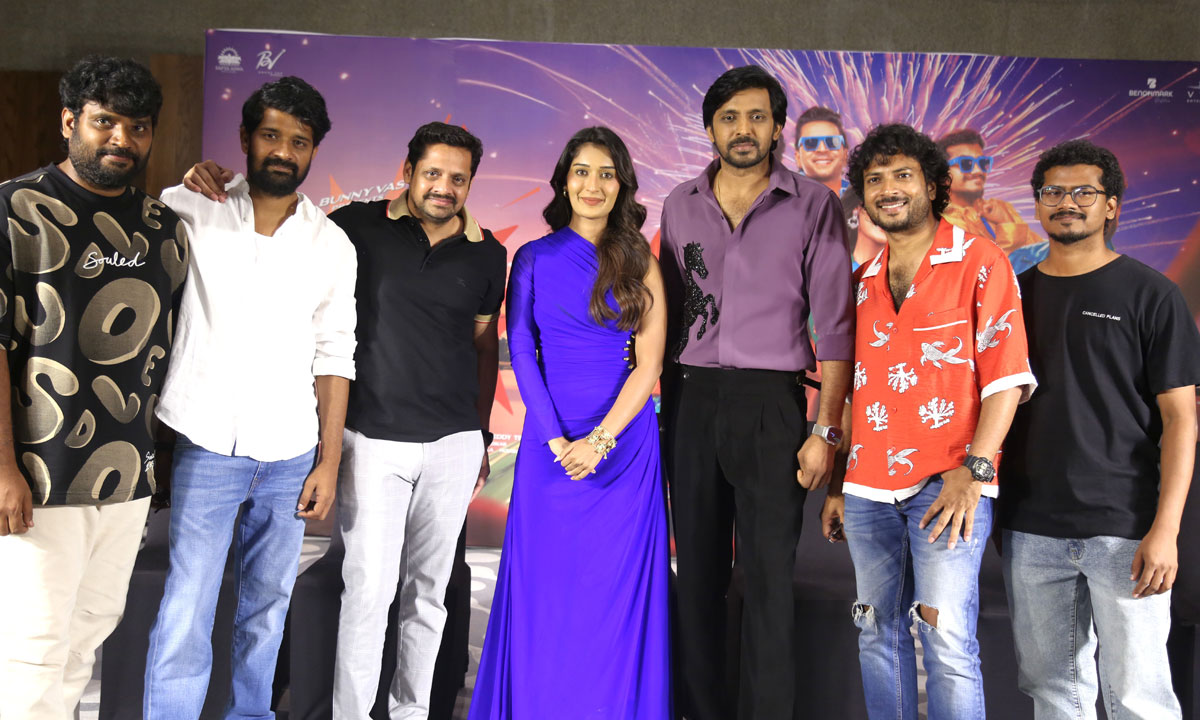 దీపావళి కంటే ముందు నవ్వుల పండగ.. ‘మిత్ర మండలి’ స్ట్రాంగ్ కాన్ఫిడెన్స్ ...