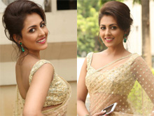 Madhu Shalini At Cheekat Rajyam Trailer Launch Photos