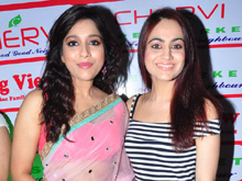 Aksha and Reshmi At Chervi Super Market Launch Akshaya and reshmi Photos