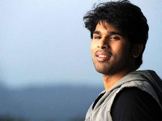 అల్లు వారి మల్లువుడ్ ఆనంద హేల