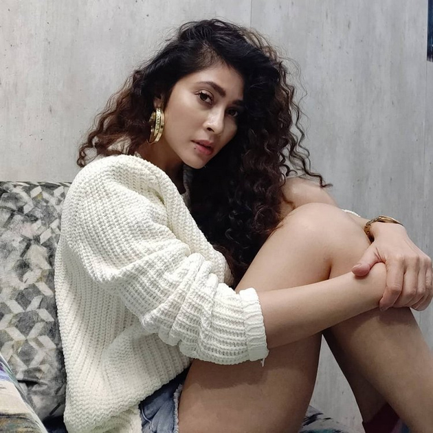 Sunanda Wong Photo Shoot