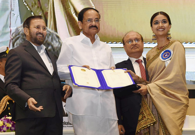 National Awards Ceremony Catches Public Eye