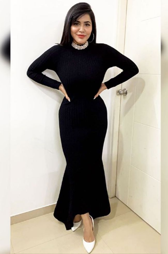 Ashu Reddy Insta Pictures