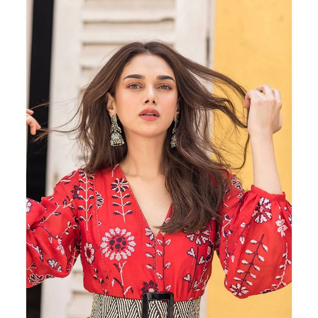 Aditi Rao Hydari PhotoShoot - Photogallery - Page 1