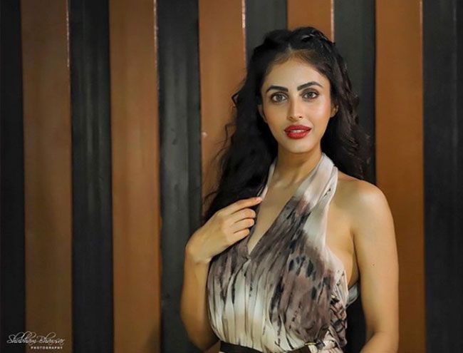 Priya Banerjee Gorgeous Hd Images
