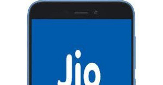 మరో సంచలనానికి జియో రెడీ.. రూ. 4 వేలకే స్మార్ట్ ఫోన్!