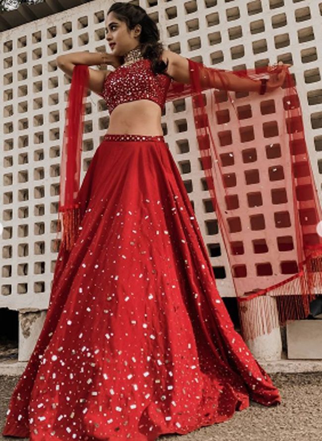 Deepthi Sunaina Latest Insta Stills